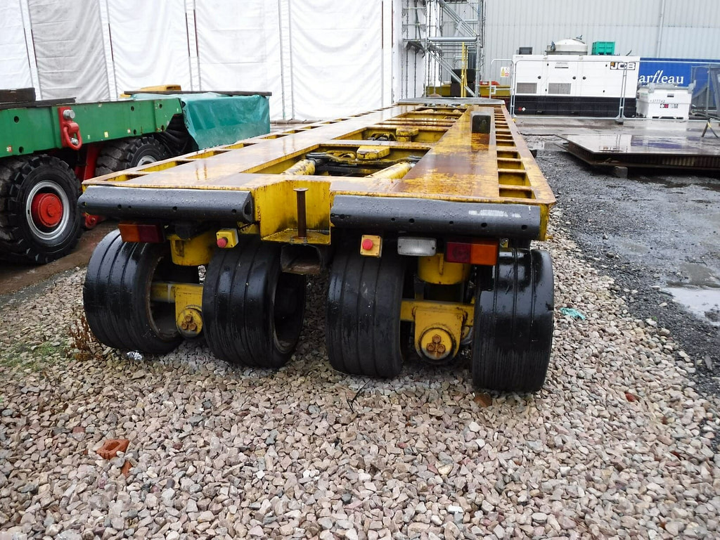 110 Ton Capacity Nicolas Self-Propelled 6-Line Transporter For Sale ...