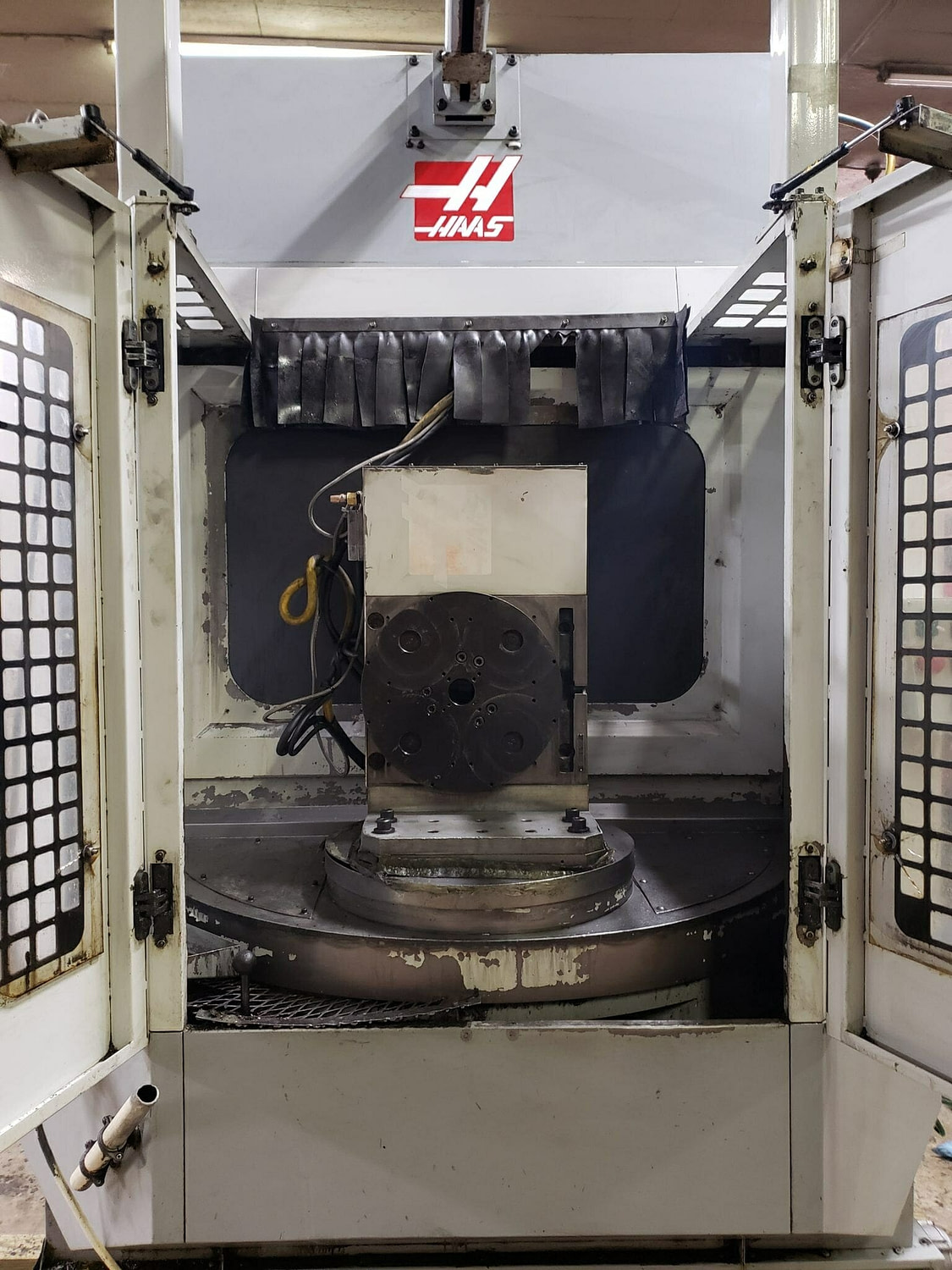 Haas 5 Axis HS-1RP Horizontal CNC Mill For Sale - Call 616-200-4308