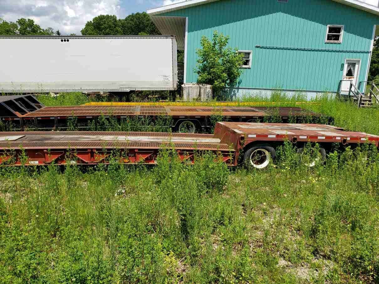 Nelson Folding Neck Trailer For Sale | Call 616-200-4308