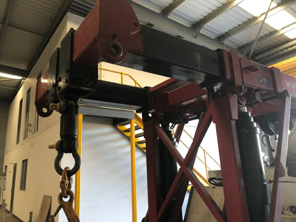 65 Ton Capacity Riggers Manufacturing Tri Lifter For Sale - Call 616 ...