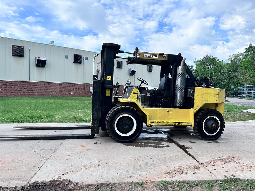 50,000 lb Riggers Lift Forklift For Sale - Call 616-200-4308